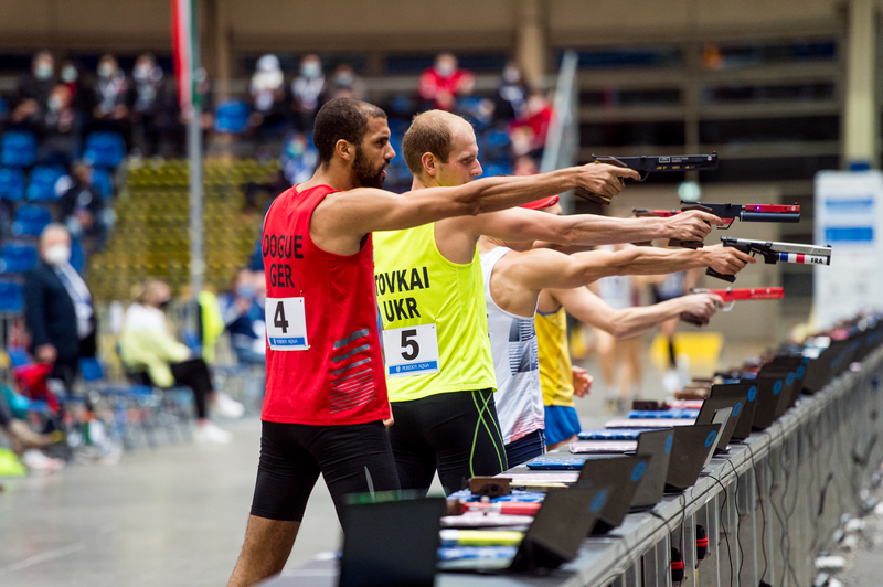 Hungarian Indoor Championships 2021: Dogue brothers (GER) split by ...