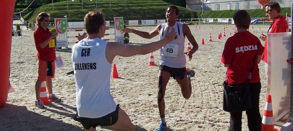 Germany's Zillekens and Dogue claim Team Relay gold at Junior Worlds ...